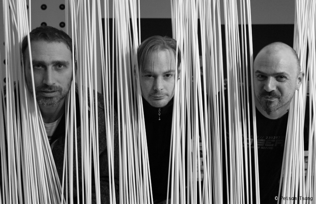 Droppings zwemt in chaos - Den Haag - 3voor12