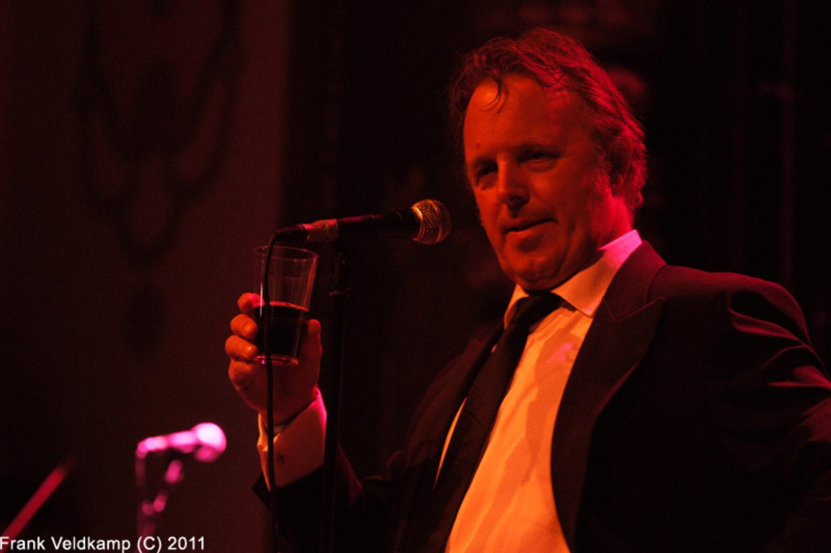 Bob Fosko weer even Raggende Man op de Parade - Den Haag - 3voor12