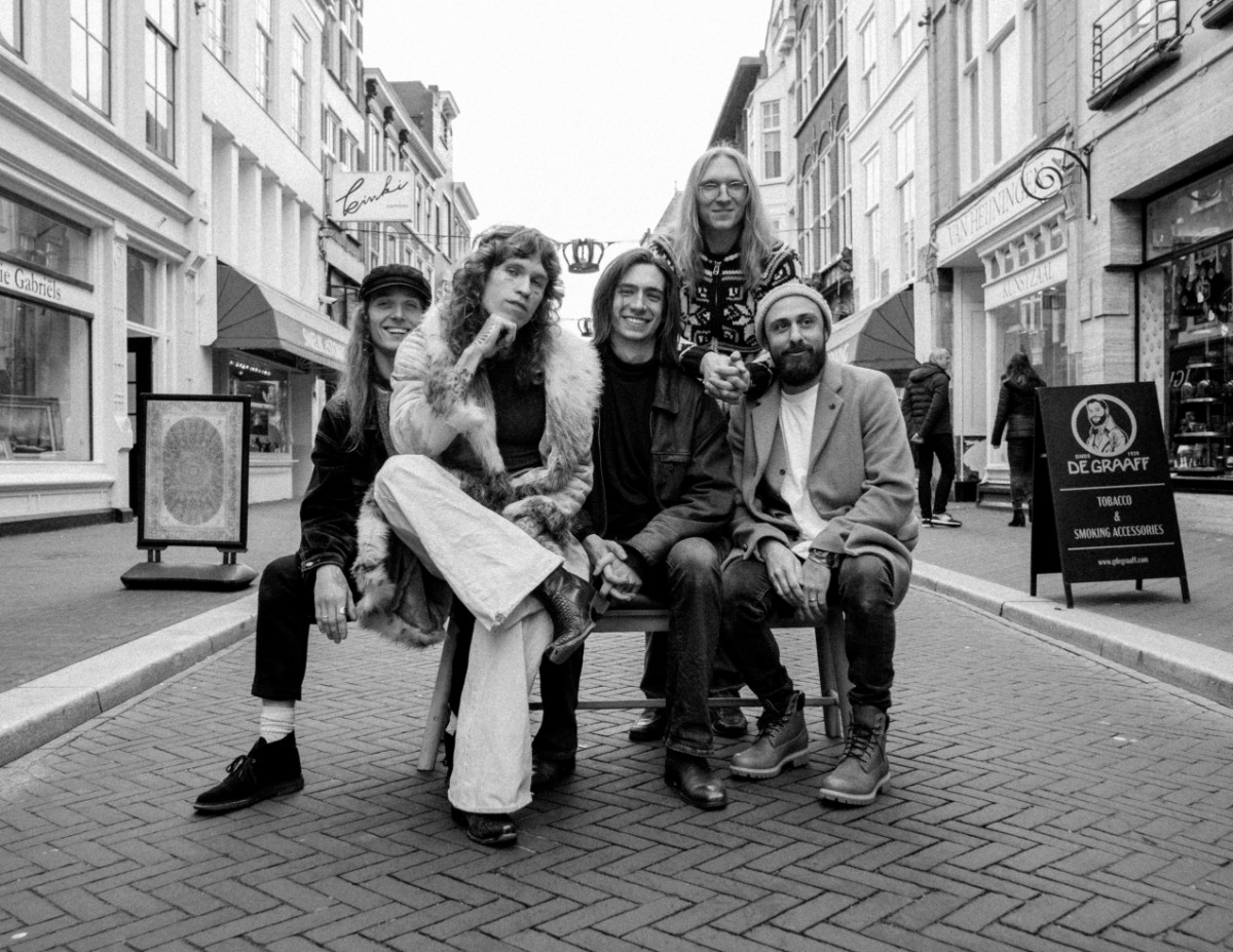 Heath brengt ode aan liefde, spreeuwen en De Dwaas in ons allen ...