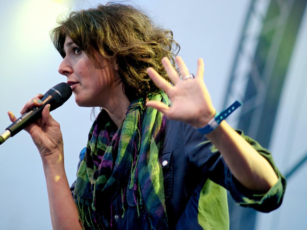 Charlie Dée in de kou en regen - friesland - 3voor12