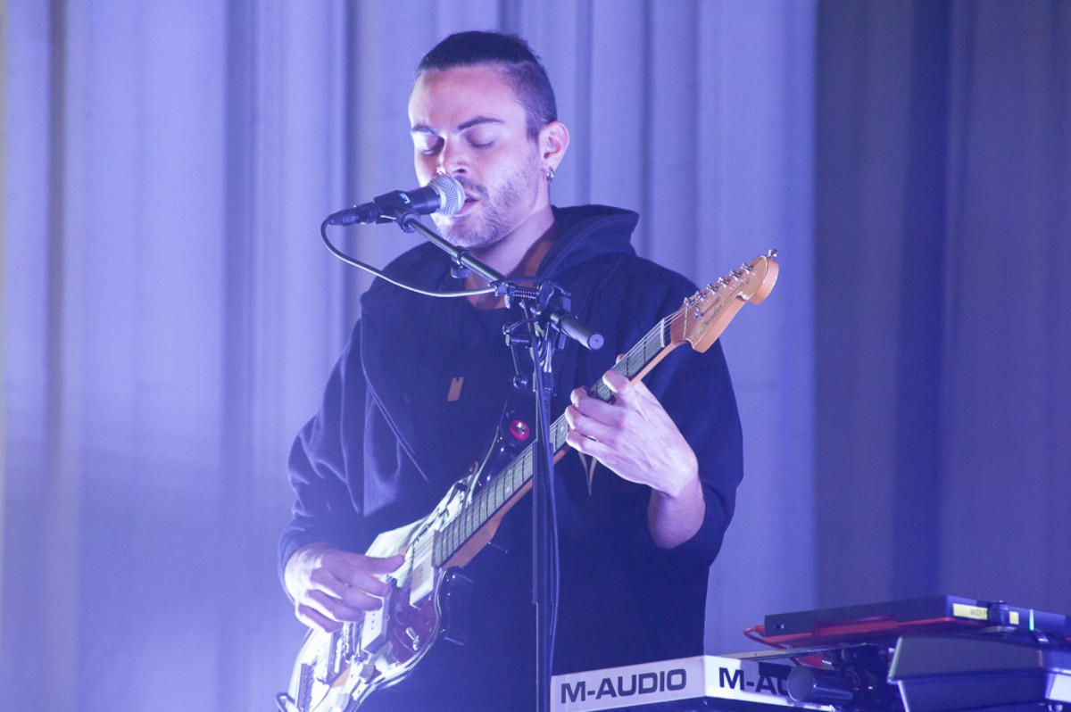 #4DF16: Alex Vargas zingt zichzelf tot halfgod - gelderland - 3voor12
