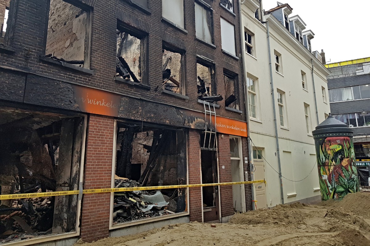 Nasleep grote brand in binnenstad Arnhem - gelderland - 3voor12