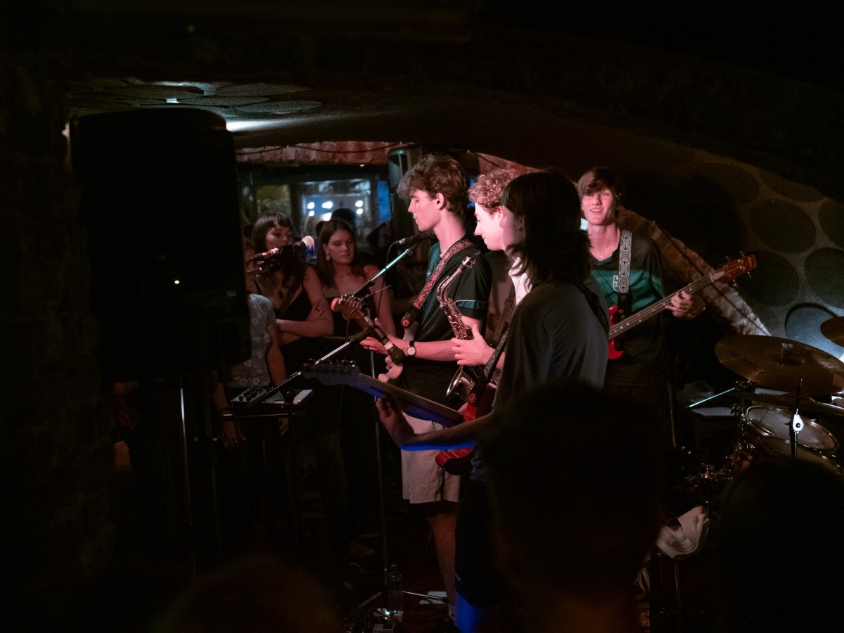 Chaos en hitte, maar bovenal genieten bij EP-release van shoom ...