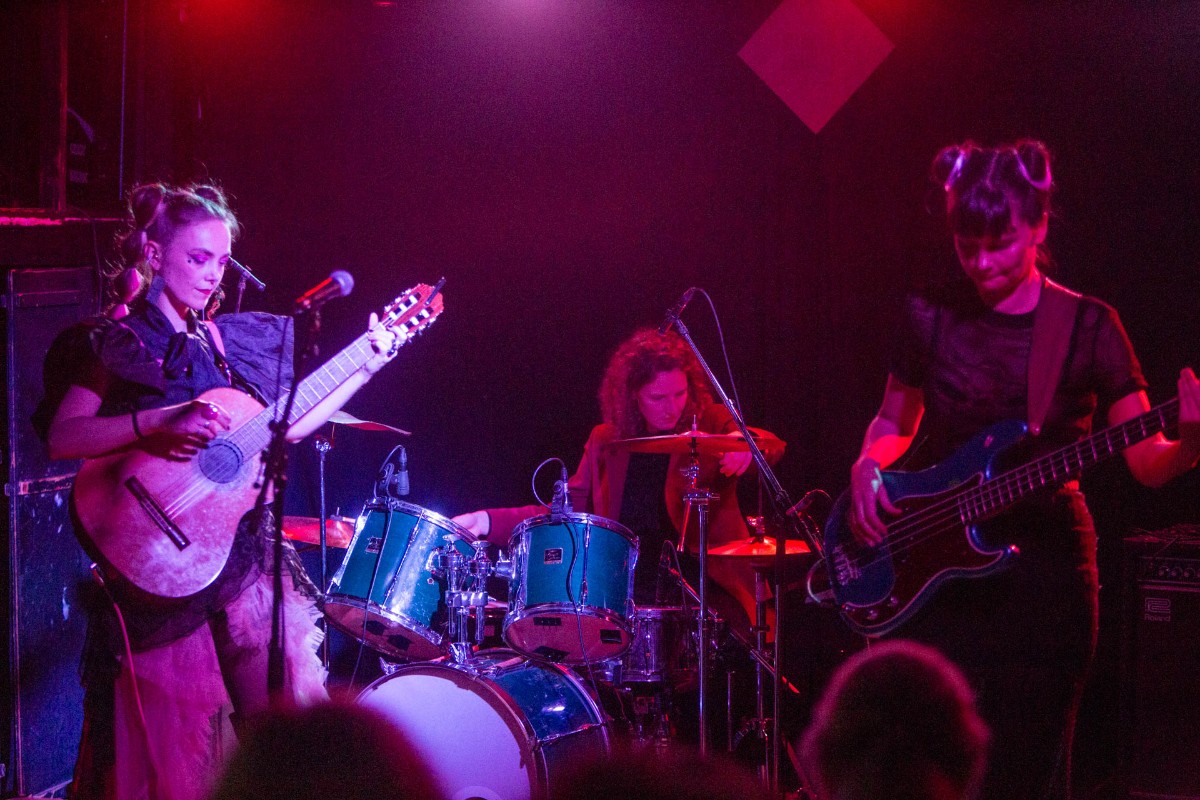 Fotoverslag IDLEYES en Selma Peelen in OCCII - noord-holland - 3voor12