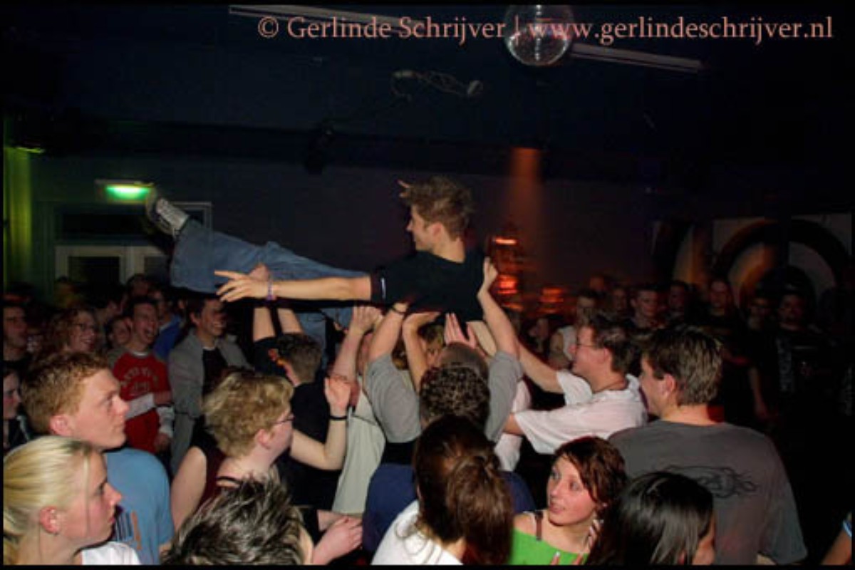 Kampen bruist weer van en voor bands - overijssel - 3voor12