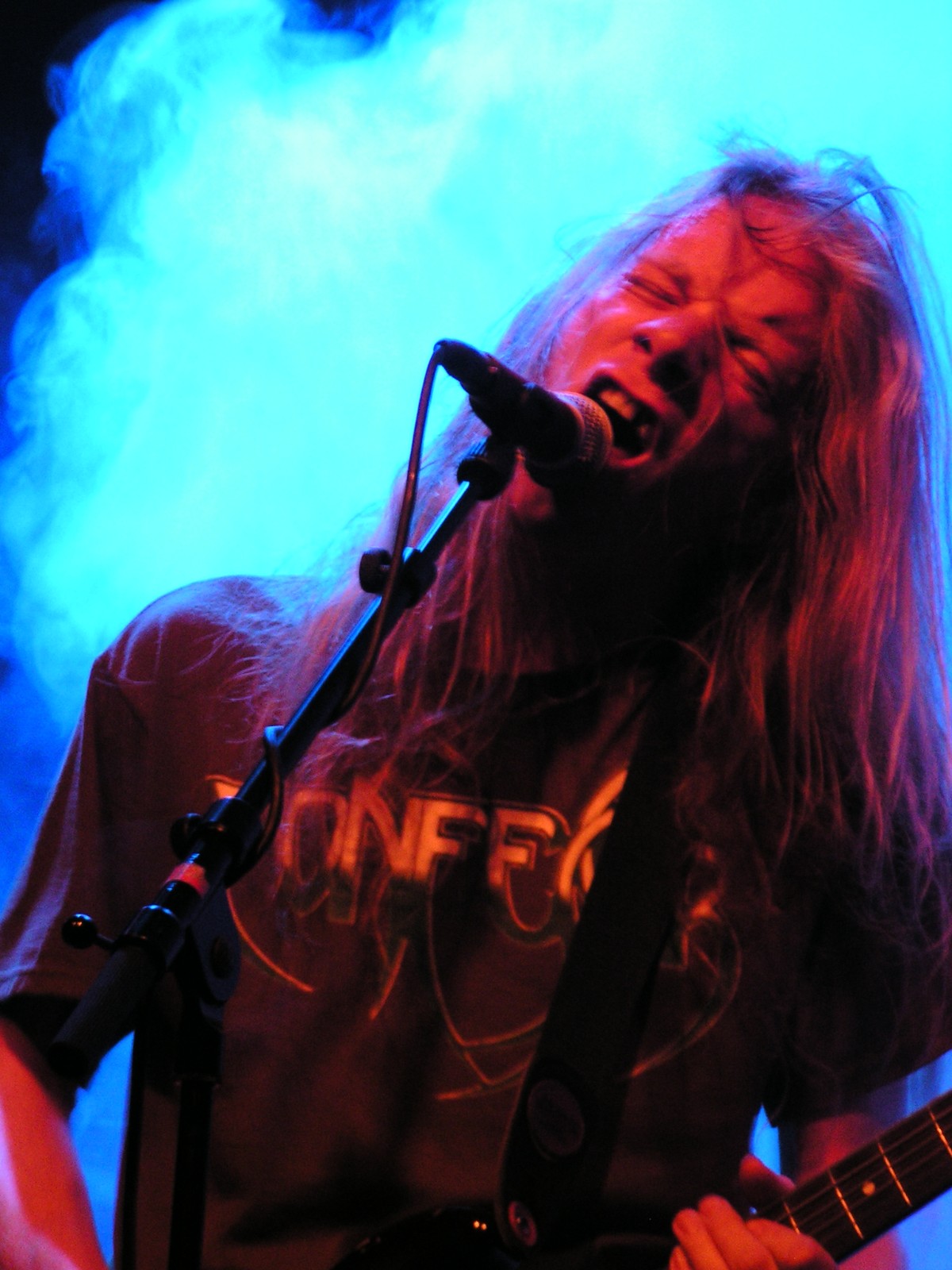 Zaterdag: End of Level Boss is dissonant, hard en vervreemdend ...