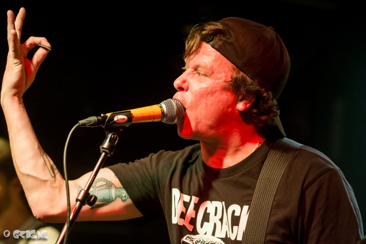 Fotoverslag The Apers, Acid Baby Jesus en So-Cho Pistons in Rotown ...