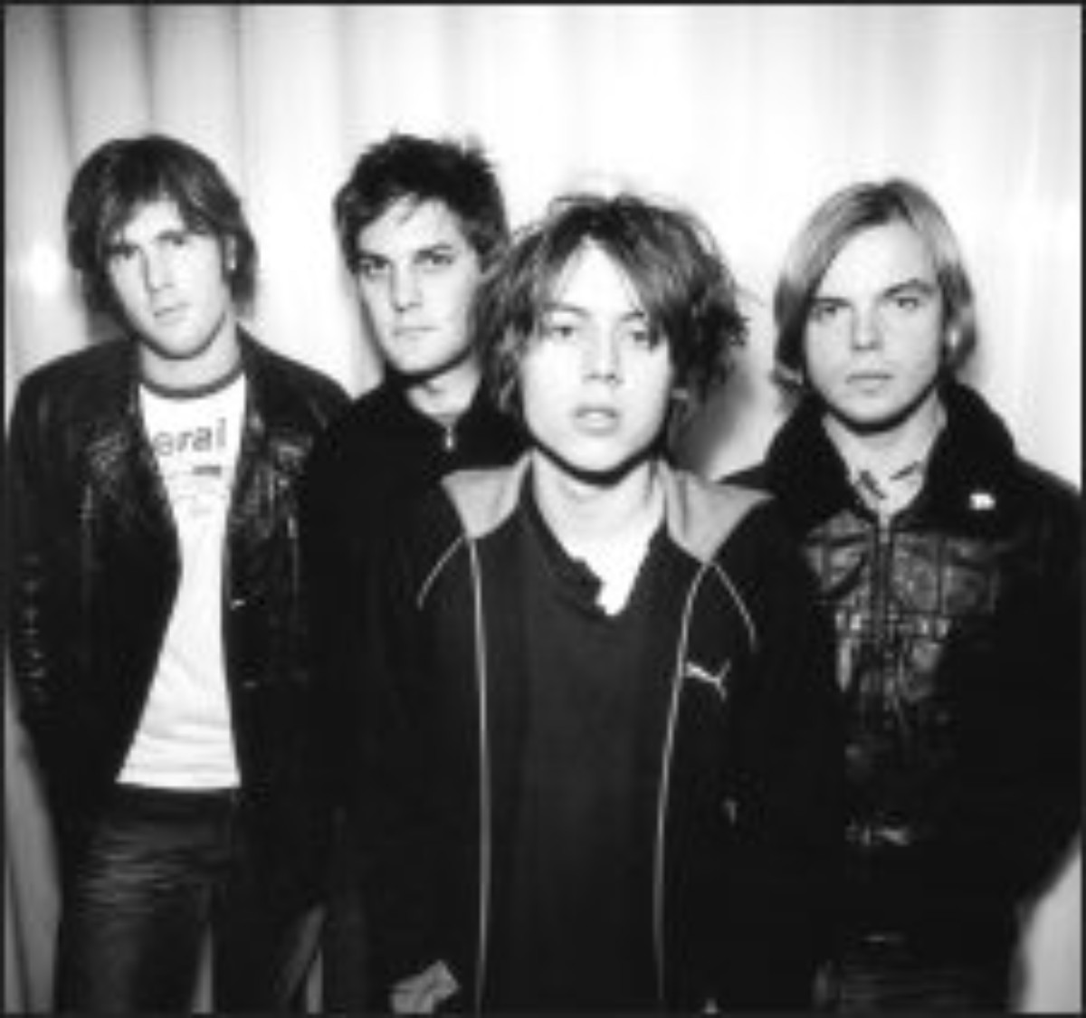 Naar Eer En Geweten Uncut 6: Patrick Matthews, bassist bij The Vines ...