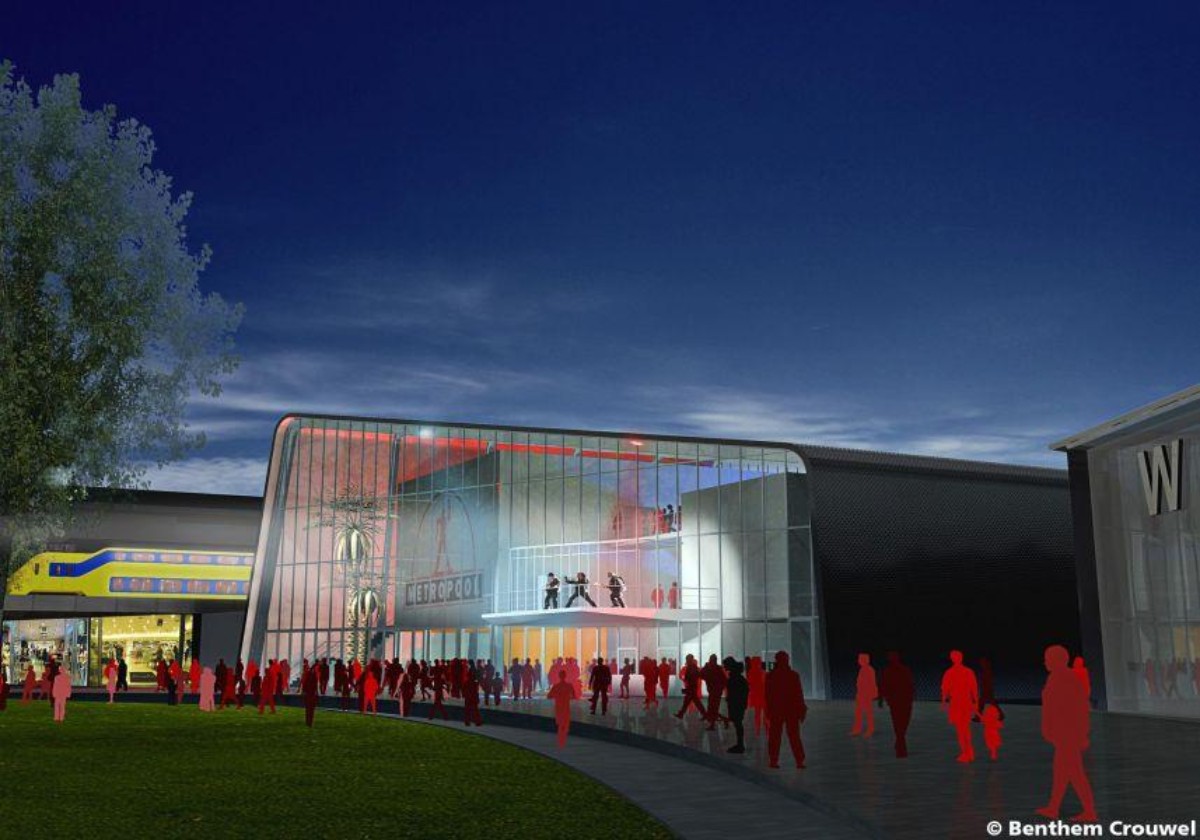 Dak Metropool in Hengelo beschadigd door noodweer - 3voor12