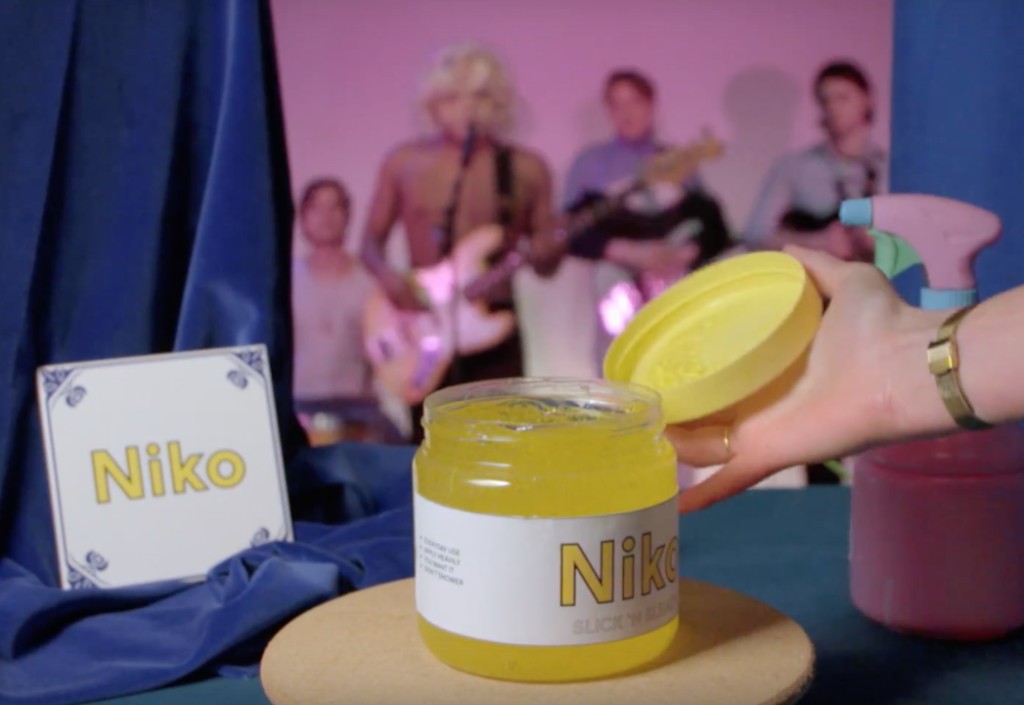 Niko gaat volledig commercieel - Den Haag - 3voor12