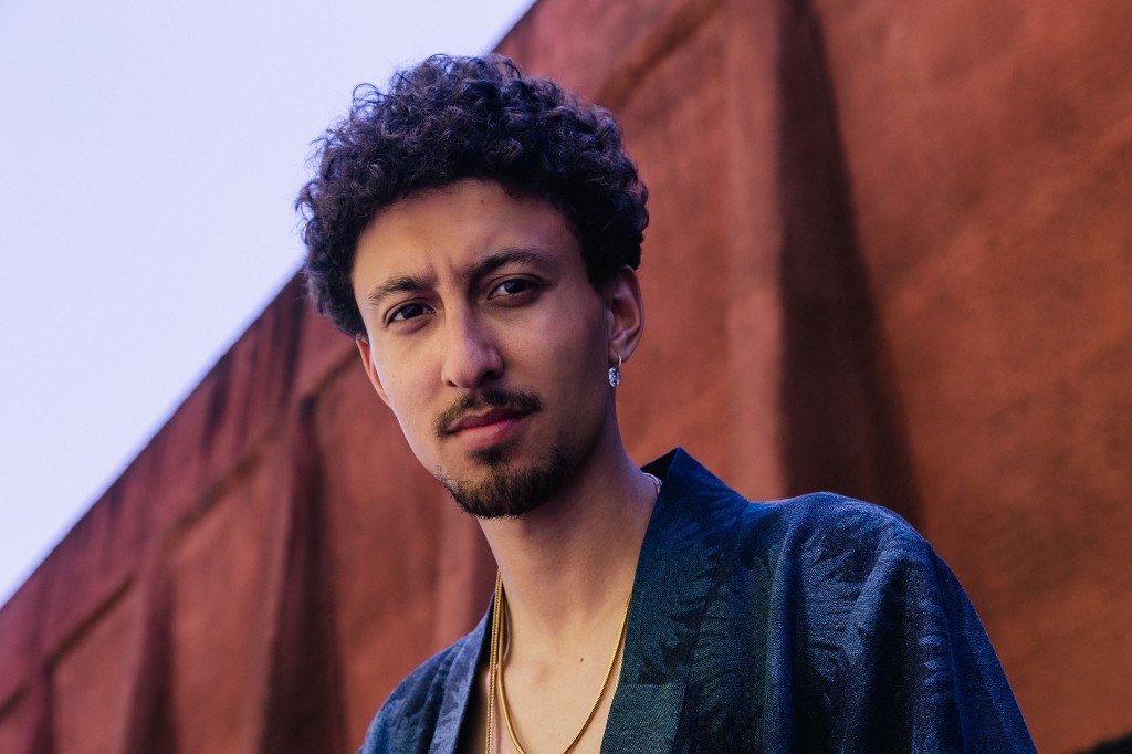 QUANZA debuteert met genre-overschrijdende single op United Identities ...