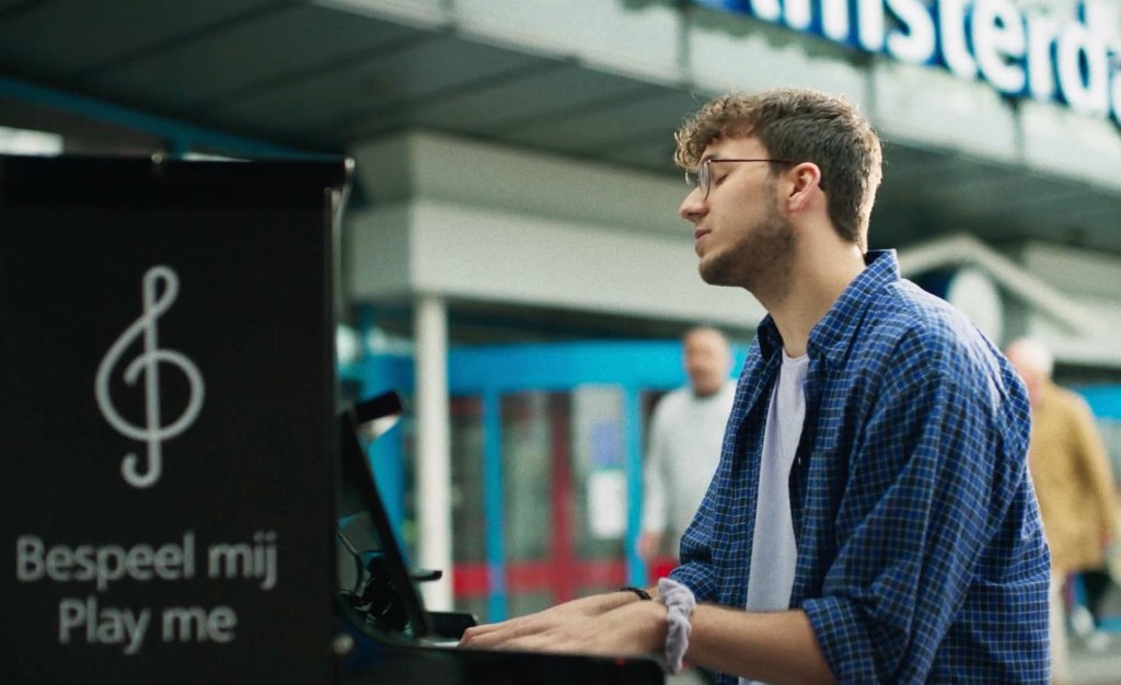 Nummer Ben Forte in nieuwe NS-reclame - utrecht - 3voor12