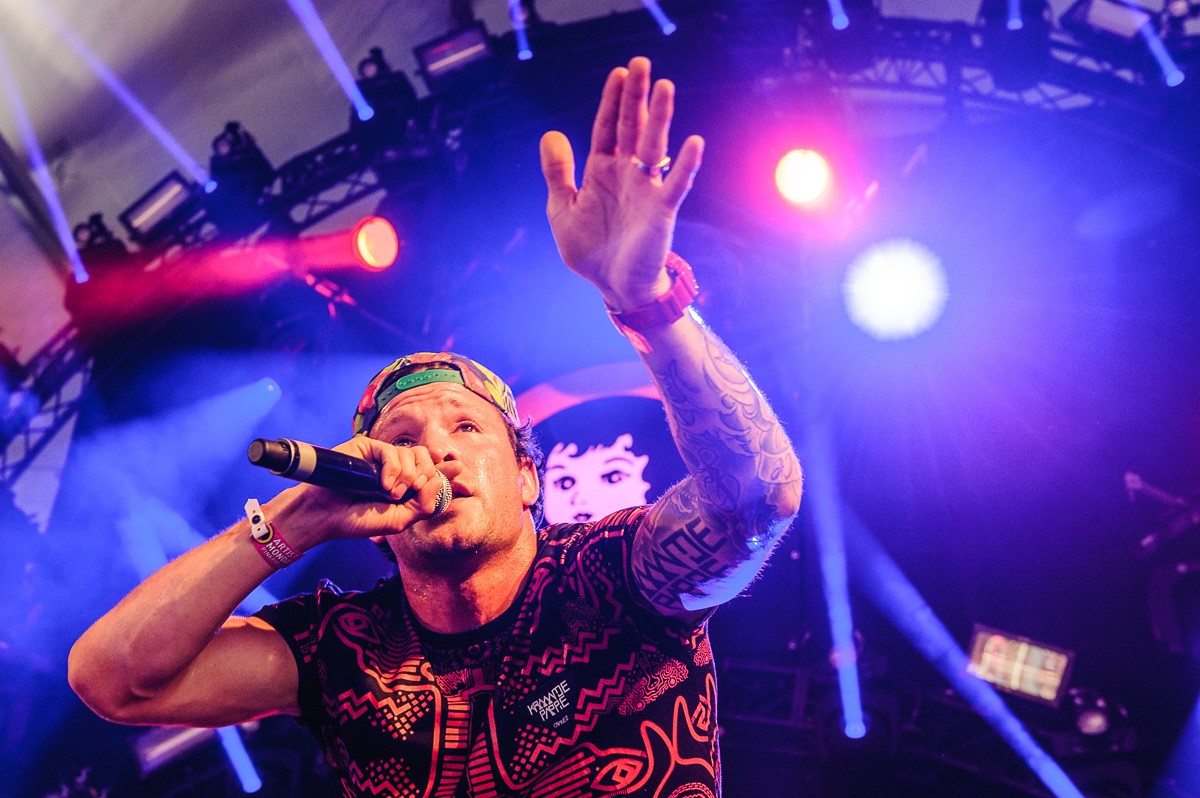 Pinkpop: Zweet op de vloer bij Kraantje Pappie - 3voor12